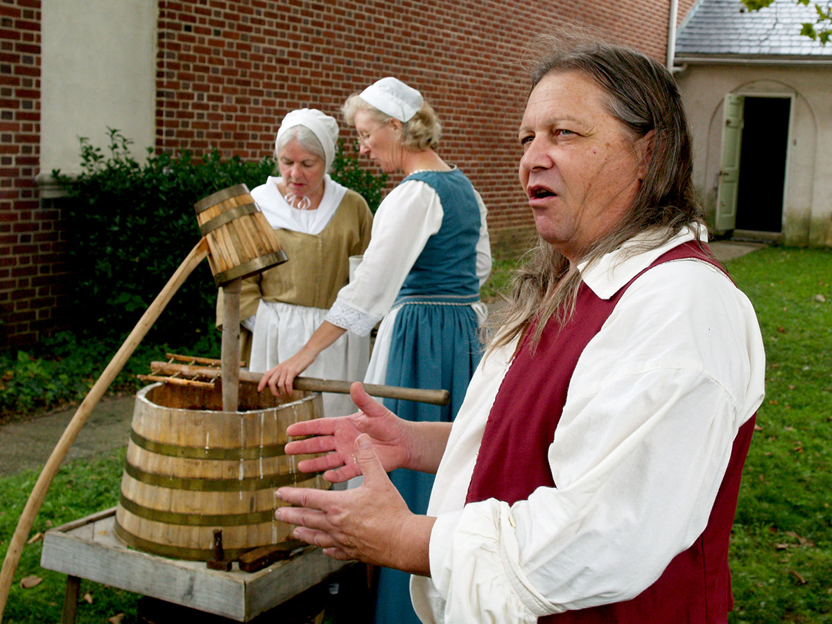 A Fall Feature on 18th-Century Beer Making - HOAGonSight